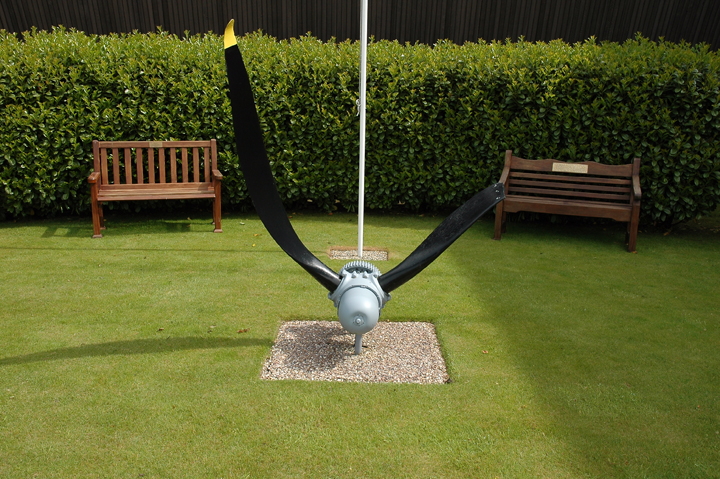 RAF Elsham Wolds Memorial - BCAR.org.uk