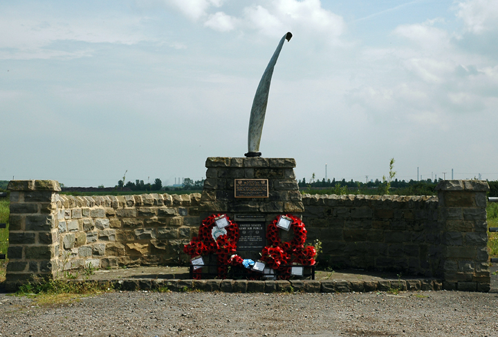 RAF Goxhill Memorial - BCAR.org.uk