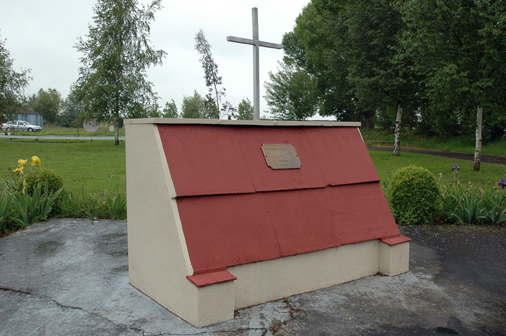 RAF Sandtoft Memorial - BCAR.org.uk