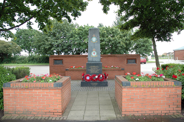 RAF Skellingthorpe Memorial - BCAR.org.uk