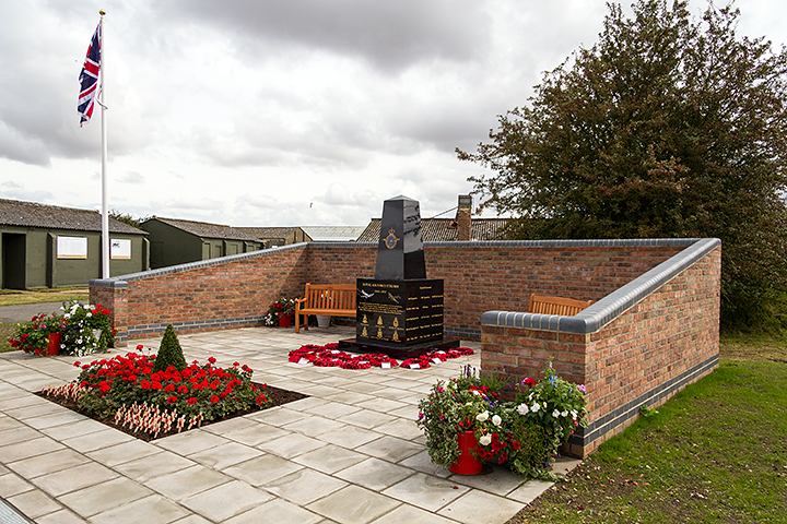 RAF Strubby Memorial - BCAR.org.uk